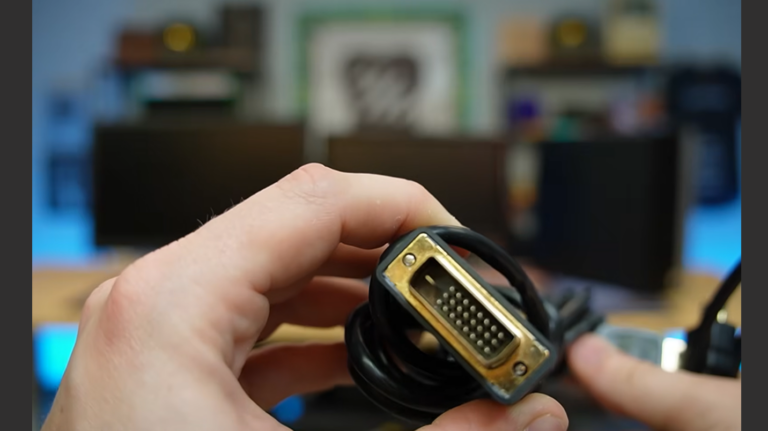 How to Set Up Dual Monitors for Seamless Gaming and Productivity - Eneba